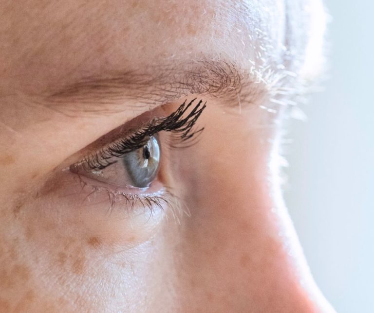 Quelles solutions pour embellir le regard ? | Clinique Clemenceau